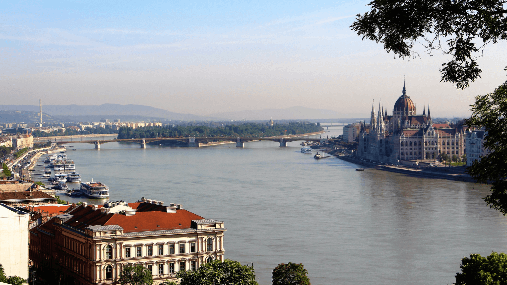 Weekend road trips from Budapest: 5 getaways under two hours
