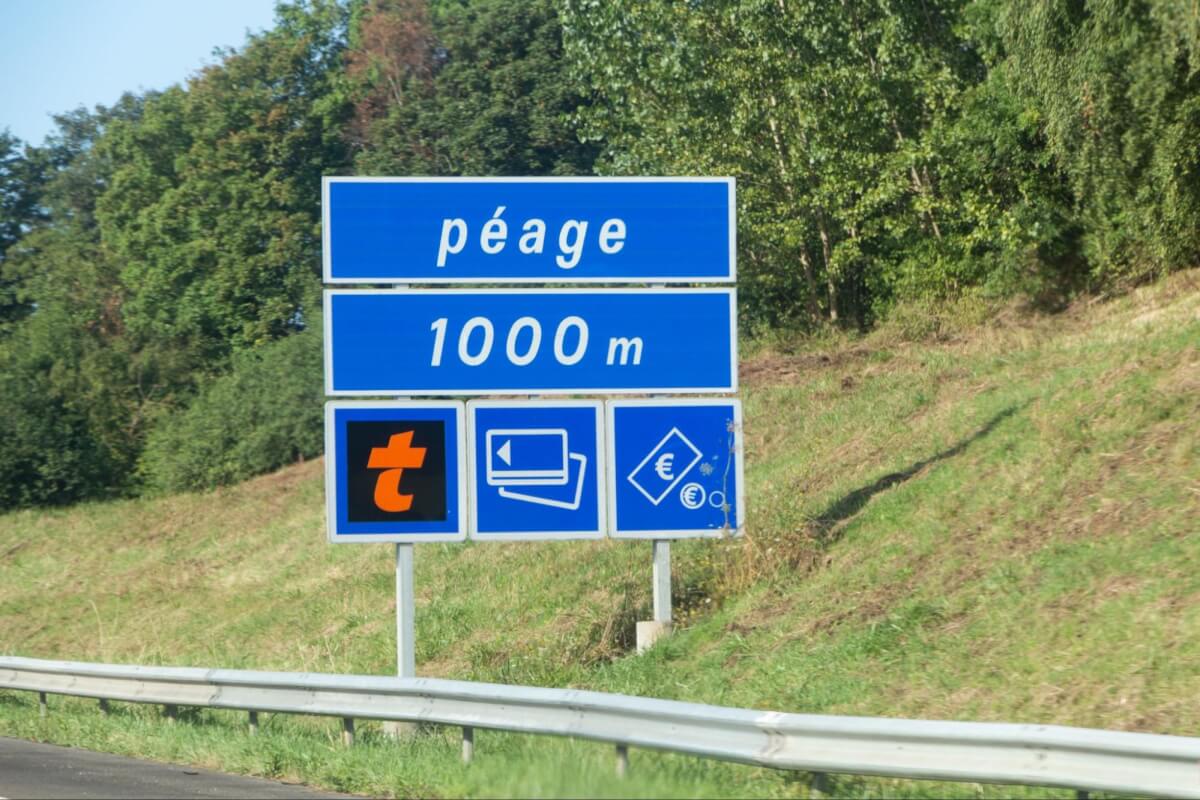 French Toll Motorways and How They Work - CarJet.com
